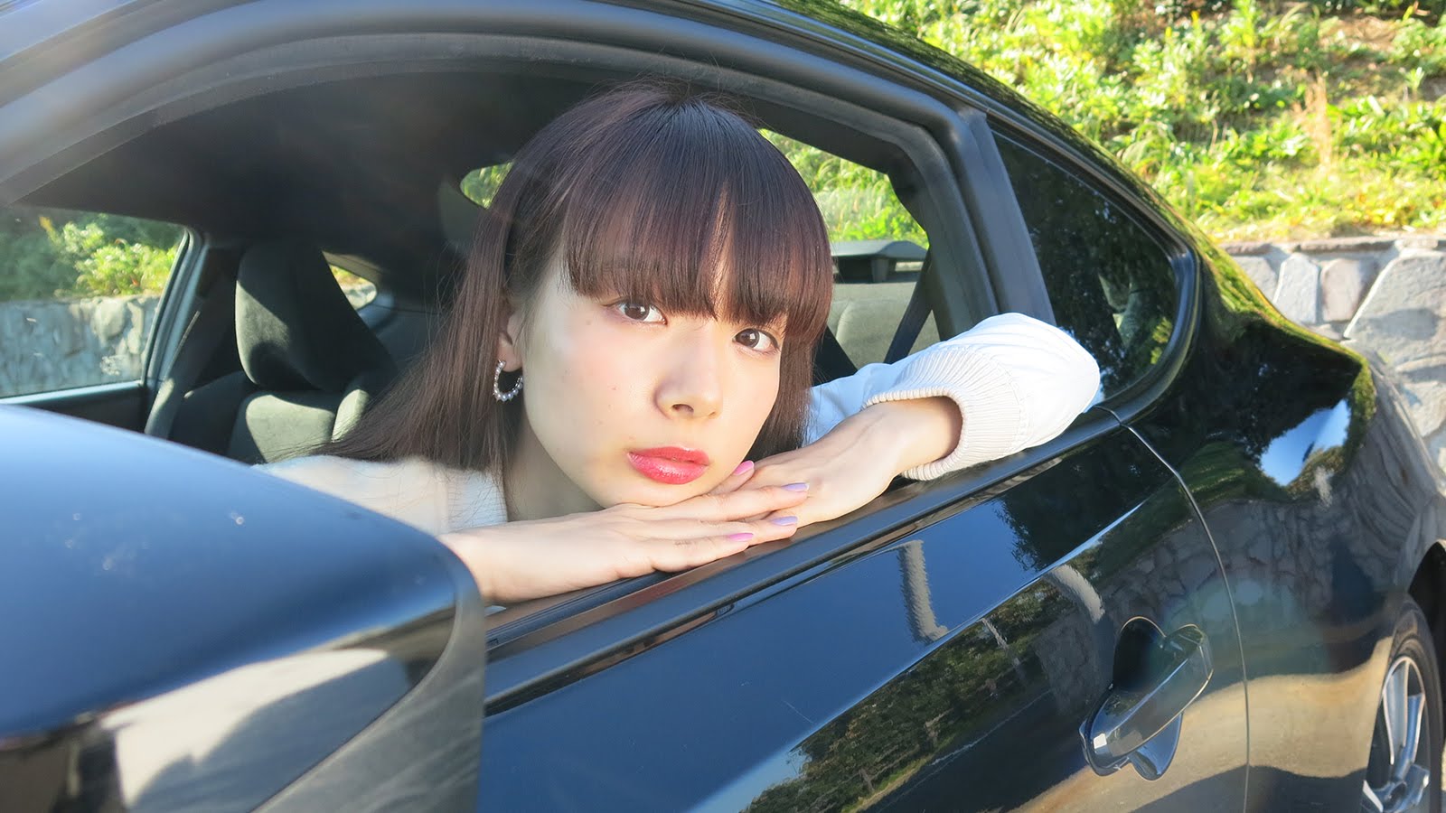 岡田紗佳の水着グラビア画像!セクシープロ雀士のすっぴんや彼氏は?フライデーの過激写真も! Endia